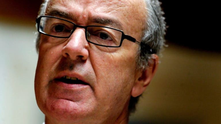 Public health advocate Simon Chapman says Academy of Science is 'spineless'