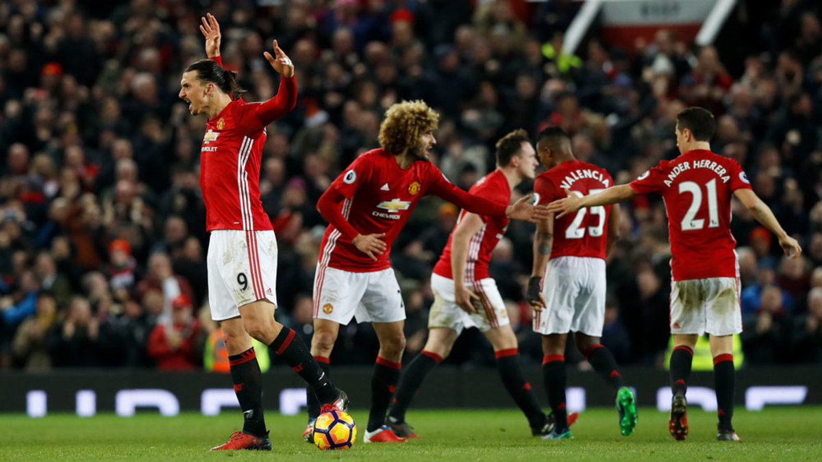 Klopp bemoans United's long ball tactics