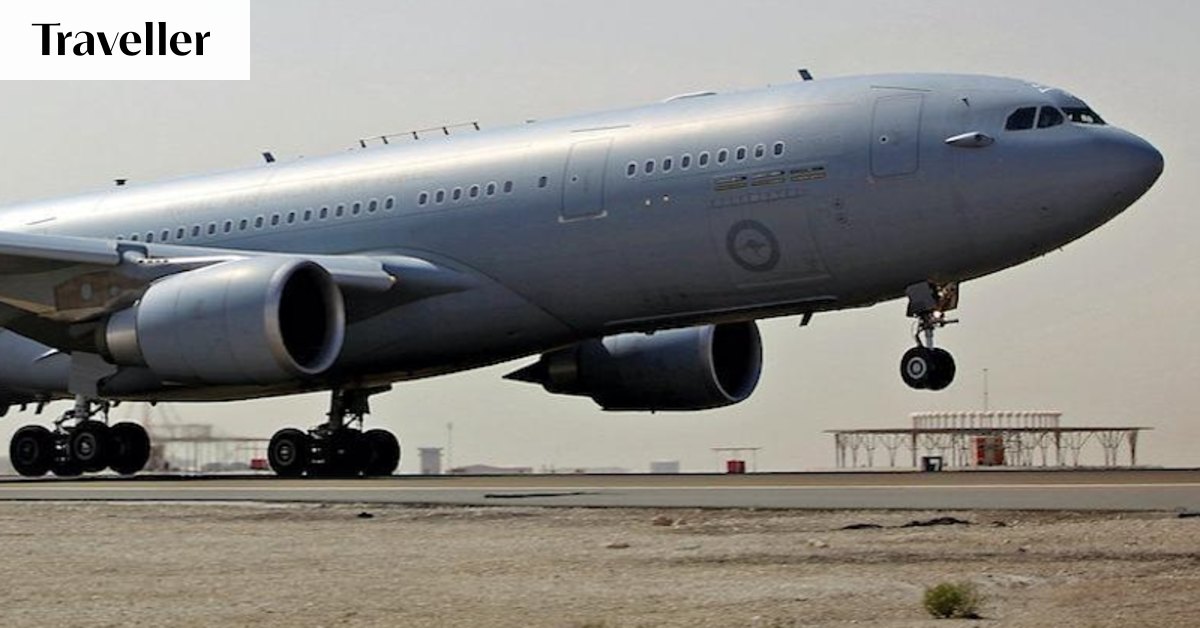 The RAAF plane that flew the Prime Minister and guests to the Queen's ...