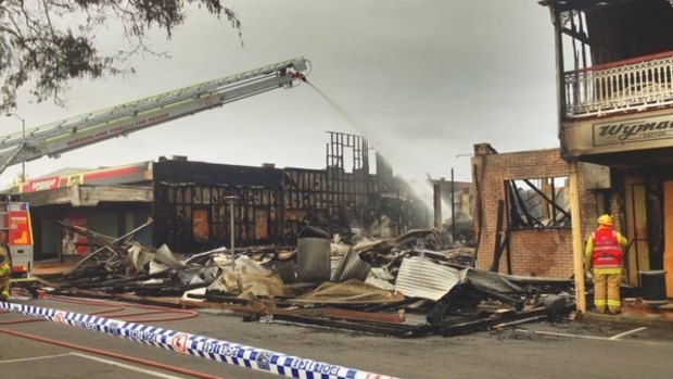 Gatton Imperial Hotel fire: Sirens, pagers not working properly, says MP