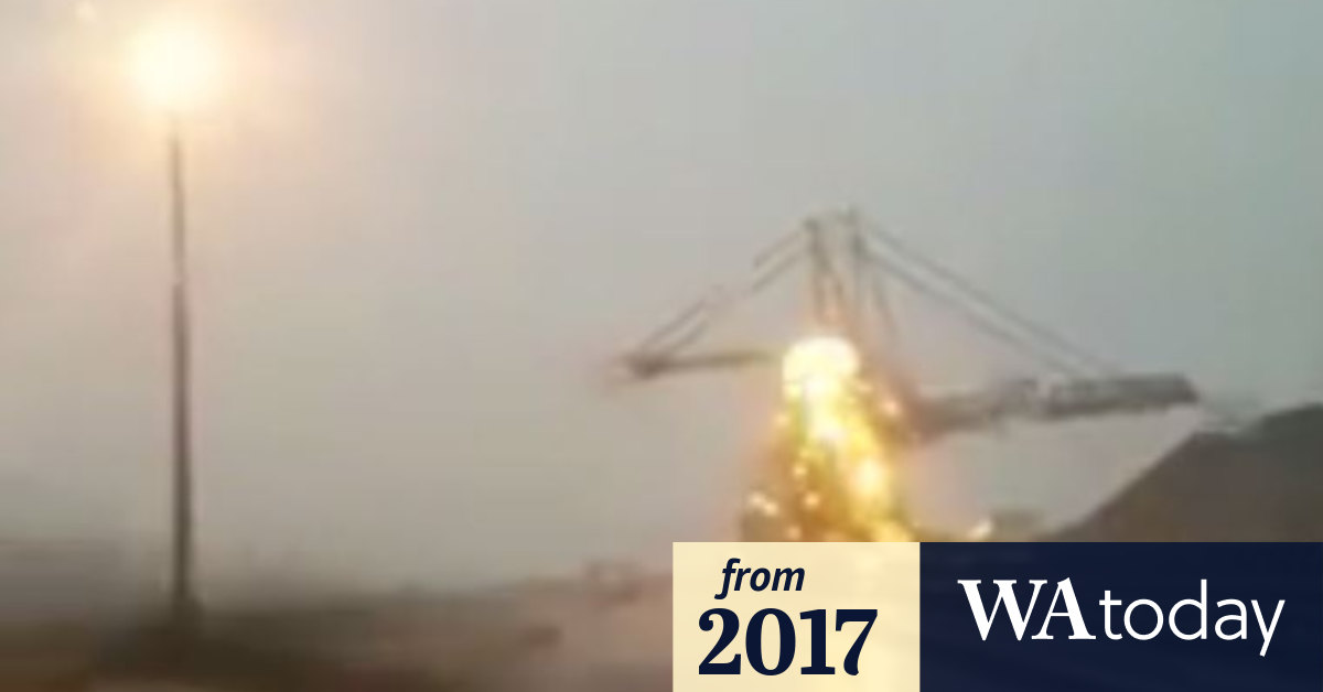 Footage of lightning strike at WA mine site goes viral