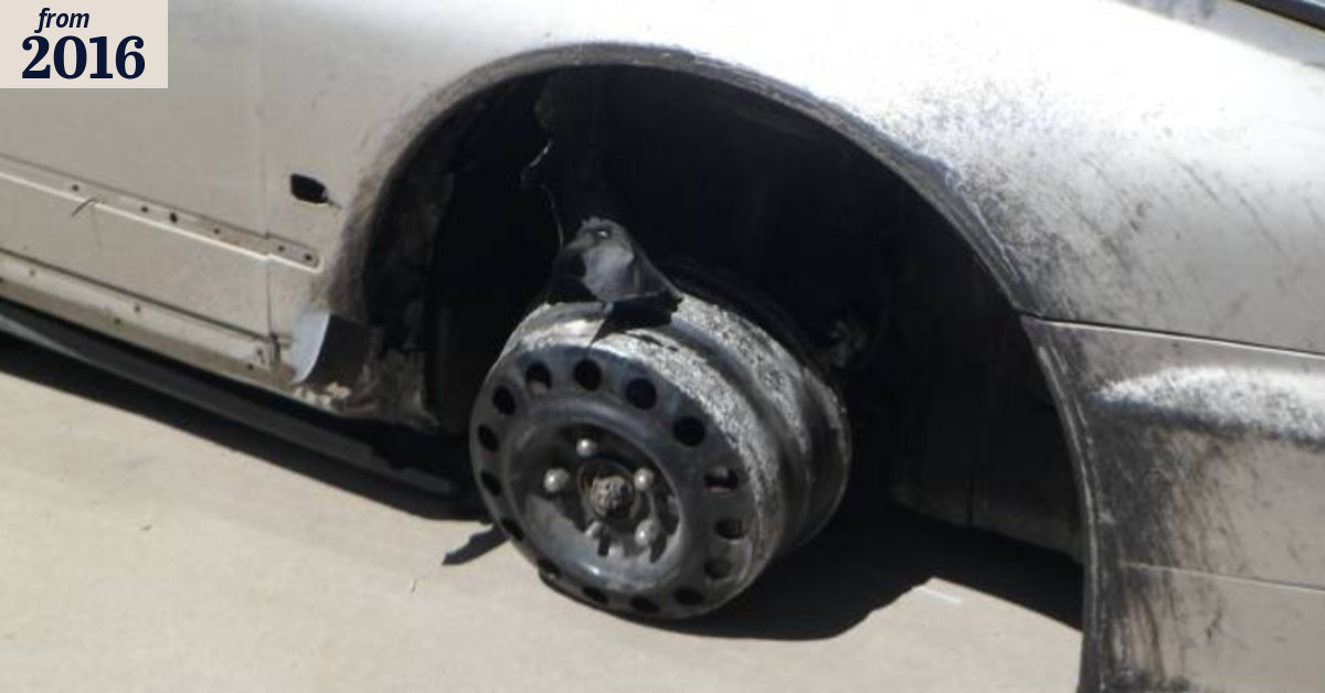Car escapes police chase - despite missing front wheel