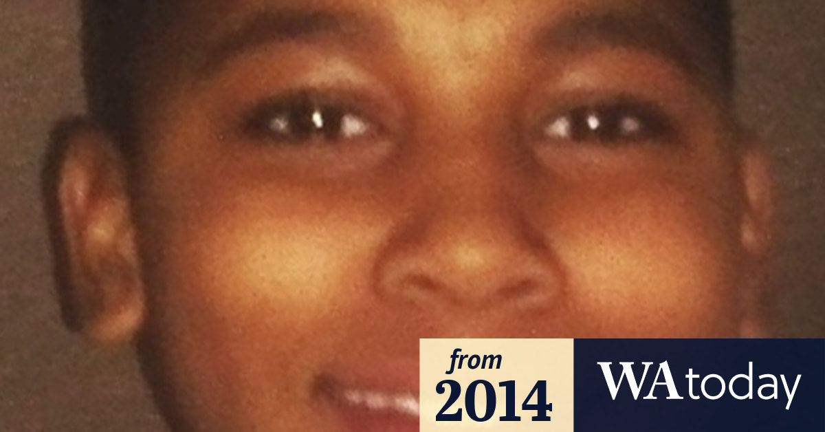 Tamir Rice death: Video shows police shooting 12-year-old boy after two ...