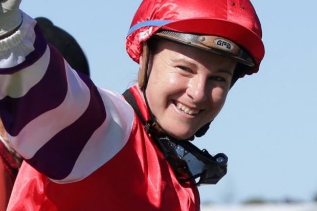 Female jockeys ride all eight winners at Mount Gambier