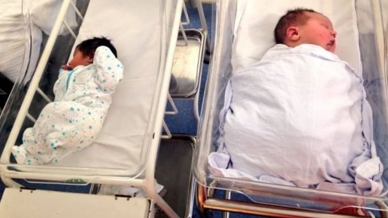 Heaviest baby in history puts Perth's giant newborn to shame