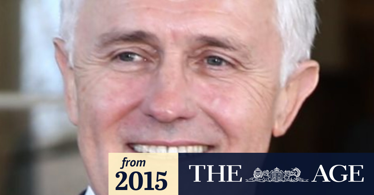 Prime Minister Malcolm Turnbull rides a Melbourne tram, laments lack of ...