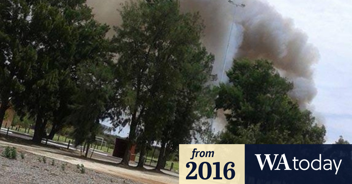 WA fires: Southern suburbs residents warned of suspicious bushfire