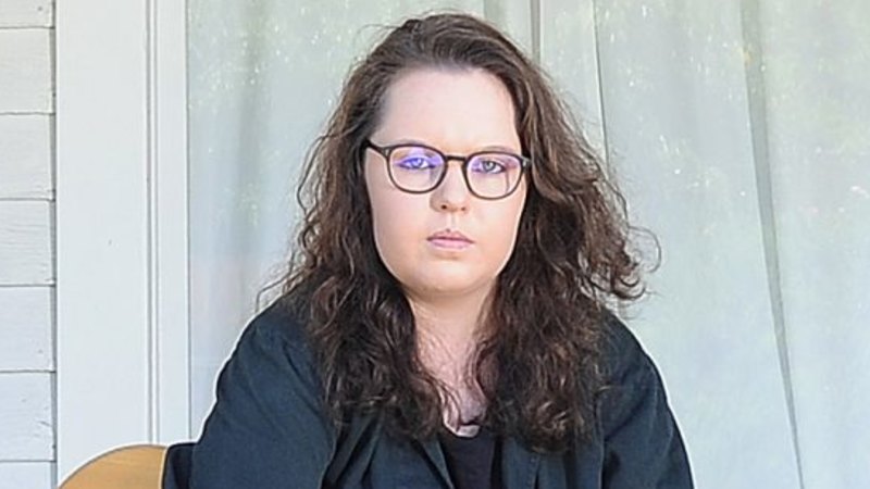 She wanted to be a tennis star - instead, Alex Hope hit the big time in ...