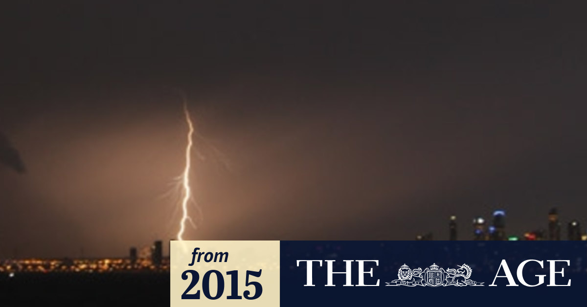 Melbourne storm: wild weather lashes Victoria