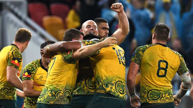 At last! Wallabies beat All Blacks 23-18 in famous win at Suncorp Stadium