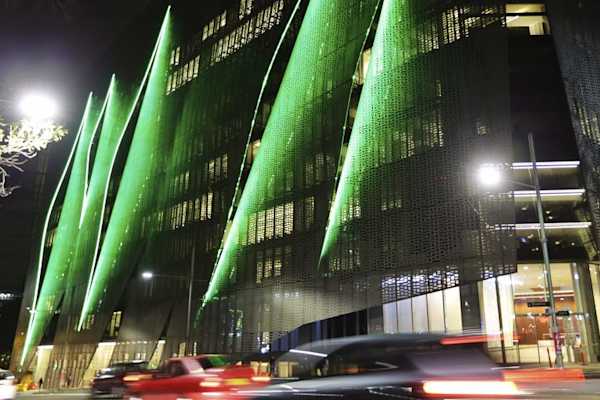 New UTS building leads rebirth of Broadway
