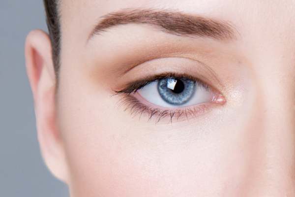 Feeling blue? Feeling sad changes our perception of colour