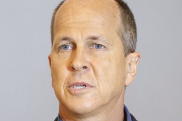 Peter Greste calls on world to step up pressure on Egypt over sentence