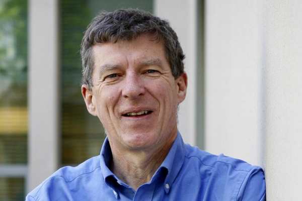 Professor Ian Frazer wins European Inventor Award for Gardasil vaccine