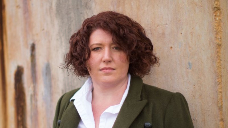 Jane Harper wins Britain's top crime-writing award