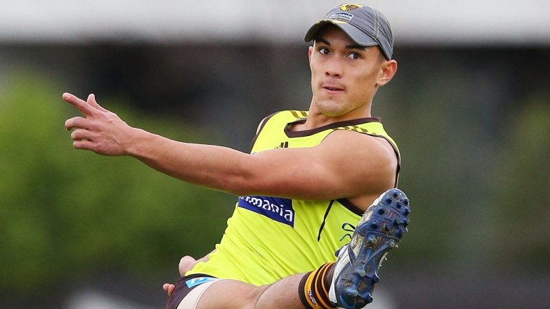 Former Hawthorn player Alex Woodward devastated by need for fourth knee ...