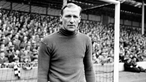 Bert Trautmann The former German soldier that became an English football hero at Manchester City FA Cup final 1956 The Keeper film
