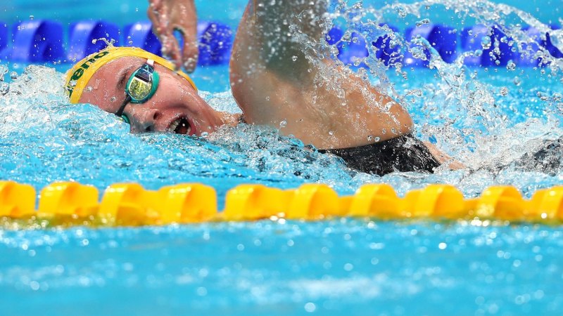 Ariane Titmus powers home to nab relay bronze