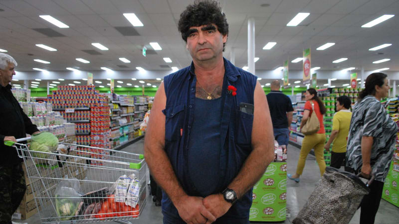 Perthonality Tony Galati gets rock-star welcome at Morley Spudshed opening