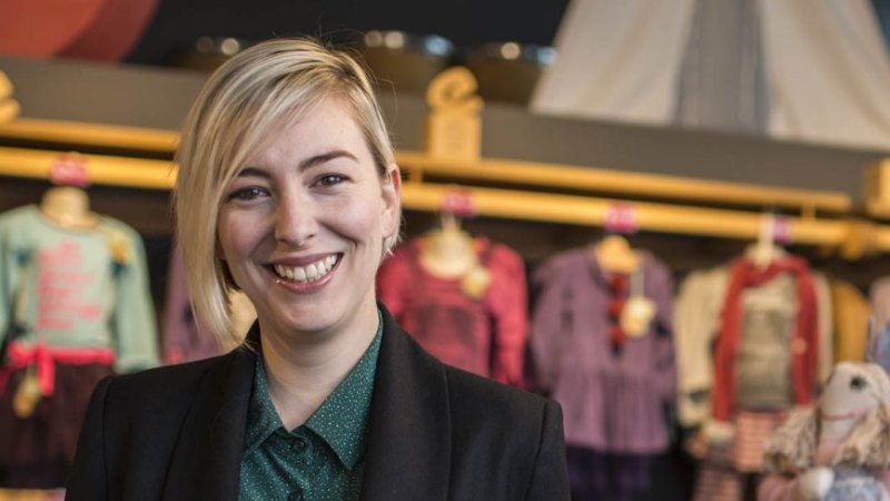 Jessica Rudd puts an Australian Agriculture steak on the barbie for China