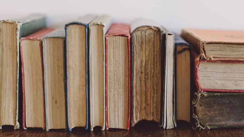 City of Sydney shelves library fines for four years after 70,000 ...