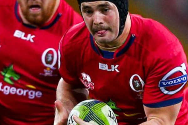 Liam Gill re-signs with the Queensland Reds for one more year