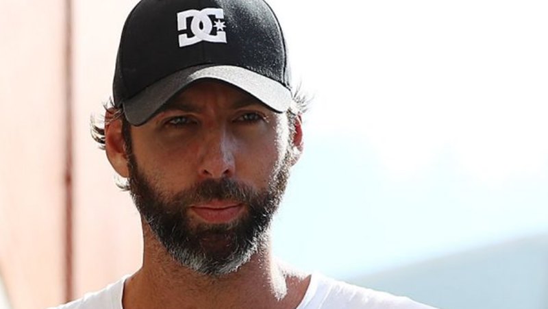 Grant Hackett thanks family for support during 'toughest week' of his life