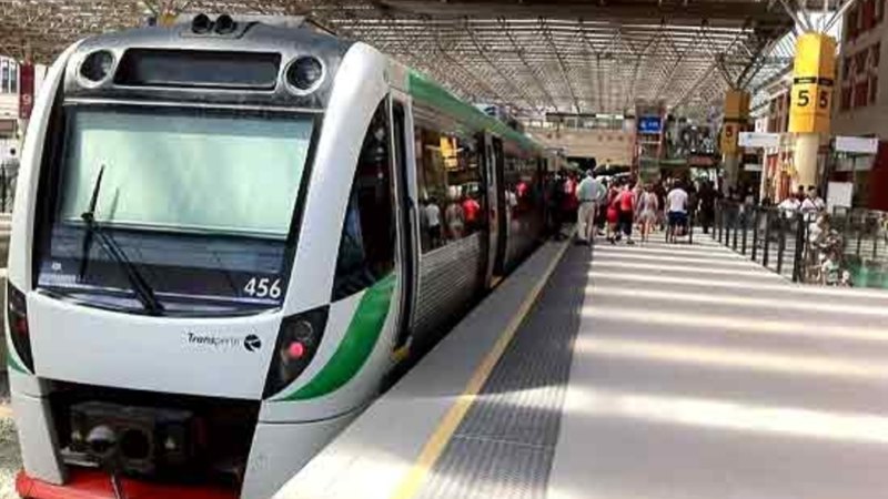 The nine golden rules of catching public transport in Perth