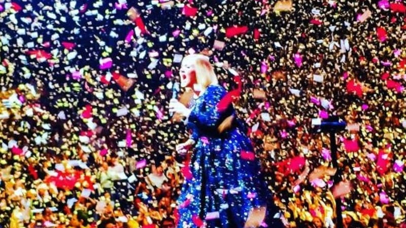 Adele's partner surprises her with love-note confetti at anniversary show