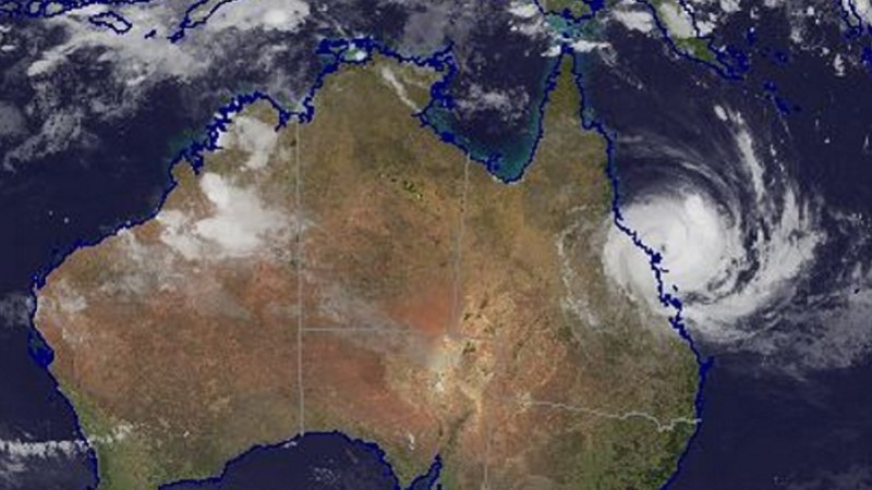 Cyclone Debbie hits the Queensland coast