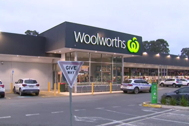 Woolworths, Coles: shoppers seek value and cheaper in season produce