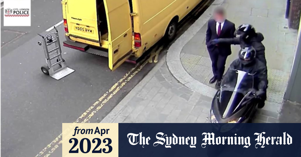 London mobile phone theft epidemic: Australians among victims