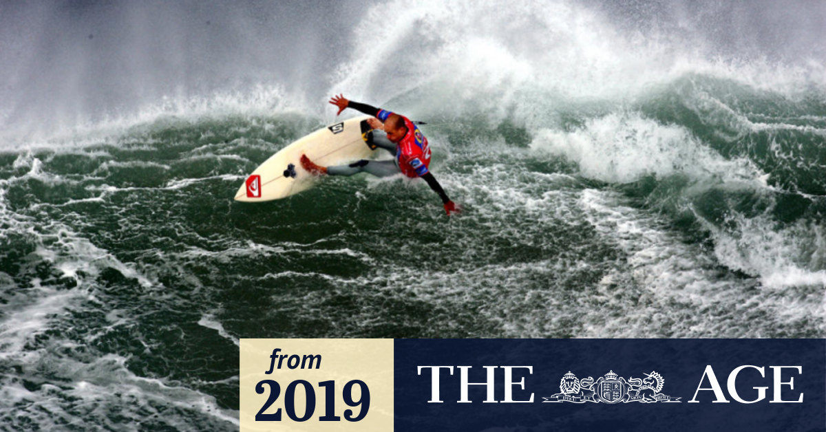 'Freak waves' up to 10 metres to hit Victoria's west coast on Friday