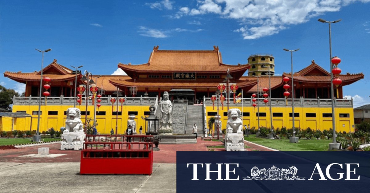 Springvale temple fire: Bright Moon Buddhist Society building destroyed ...