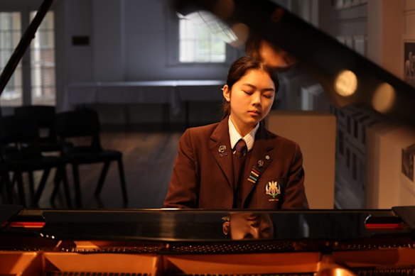 HSC, ATAR results 2025 LIVE updates: NSW Year 12 students receive exam ...