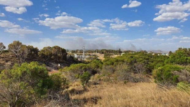 Two homes believed to be damaged in out of control Geraldton bushfire