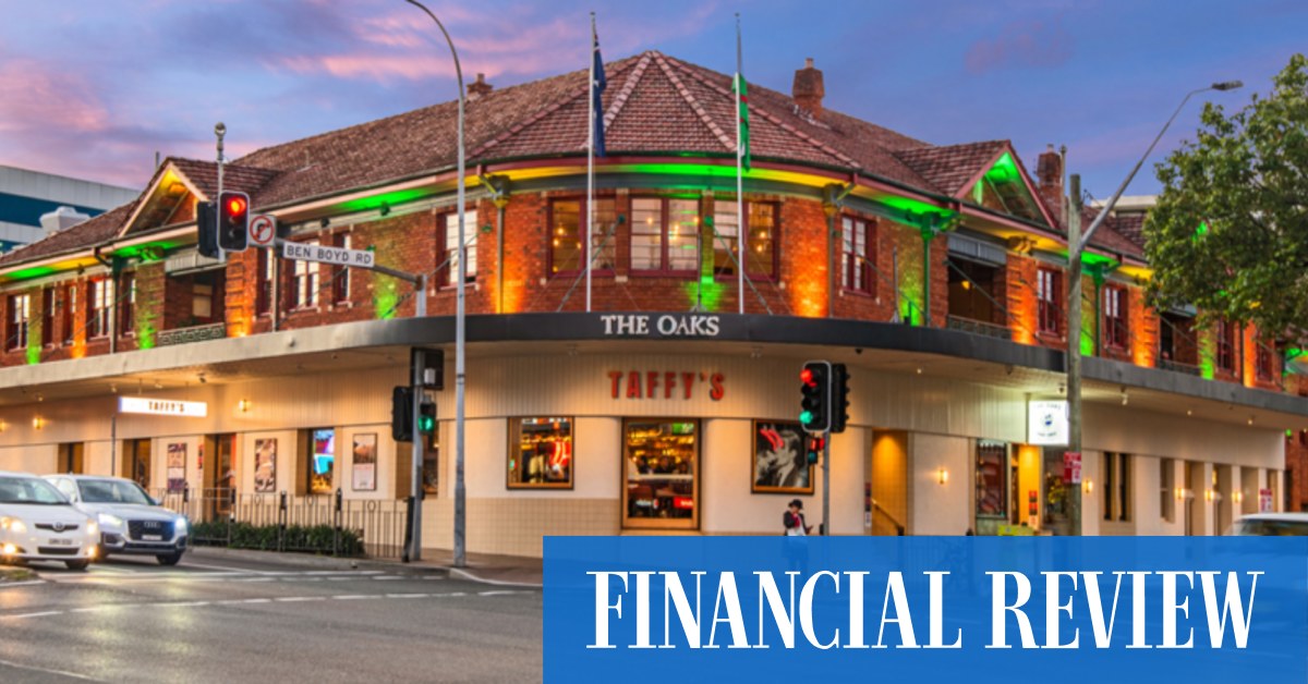 The Oaks Hotel Sydney for sale: Neutral Bay pub offered for record ...