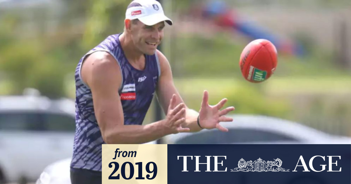 Aaron Sandilands supports rucks as new Fremantle Dockers coach Justin ...