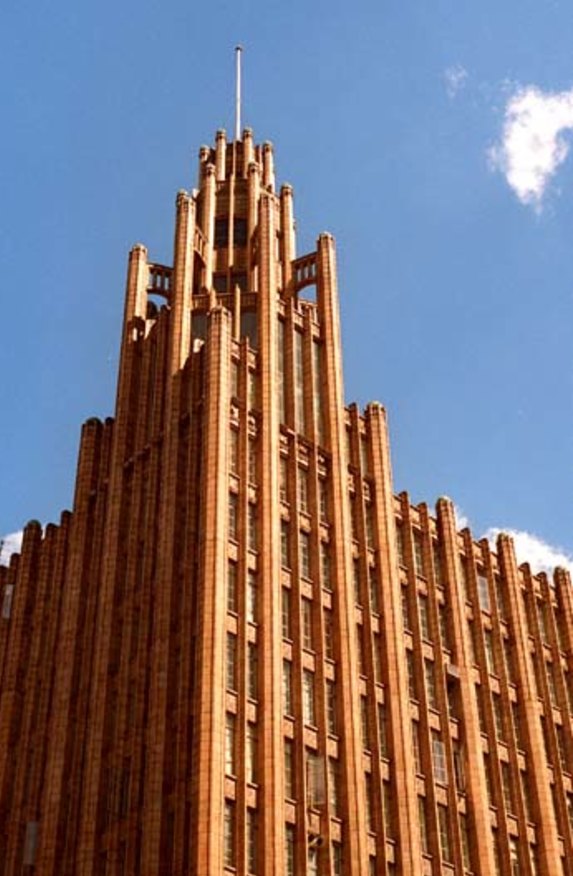 Naked City: The cop who discovered the 1978 Manchester Unity Building ...