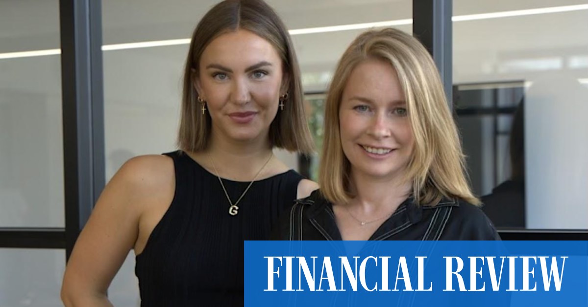 Nasdaq GAME: Elliott Watkins aka Muselk, Grace Watkins and Emma Barnes ...