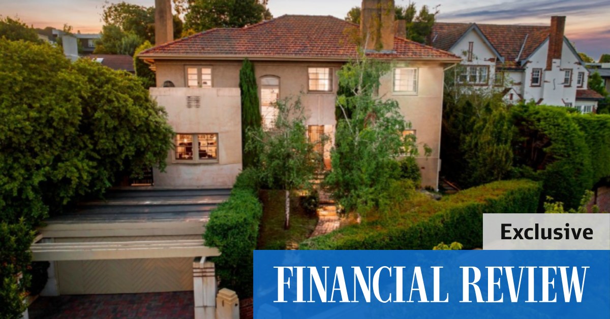 Fitness entrepreneur Cameron Falloon bags $12.4m Toorak abode