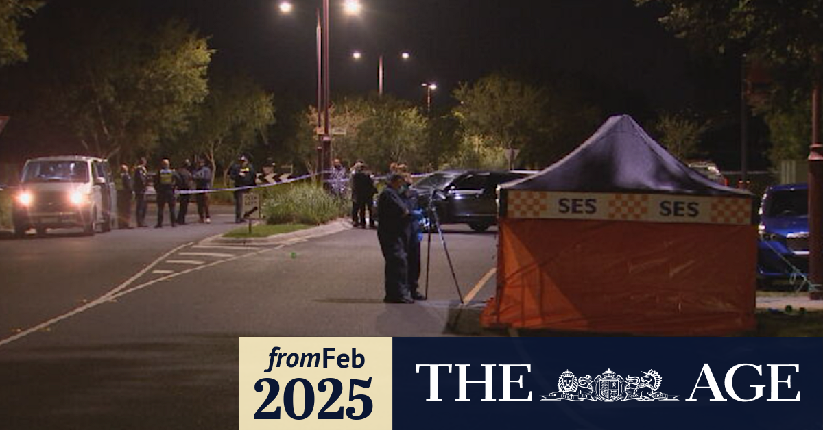 Wyndham Vale stabbing: Man killed at bus stop near Haines Drive