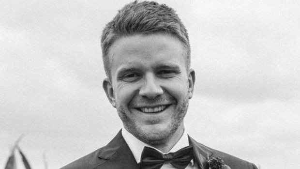 WA Labor looks to Dan Andrews staffer to get campaign back on track