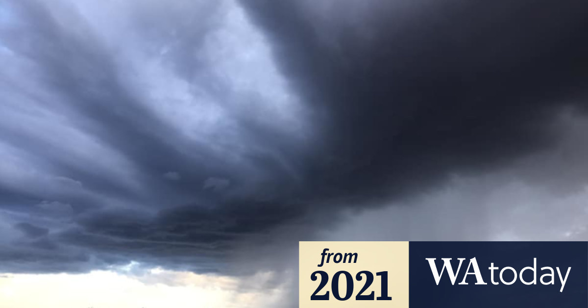 Hundreds still without power as cold front batters Perth, brings snow ...