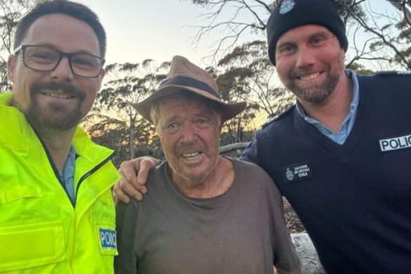 ‘Dehydrated, tired’ hiker found after five days missing in WA national park