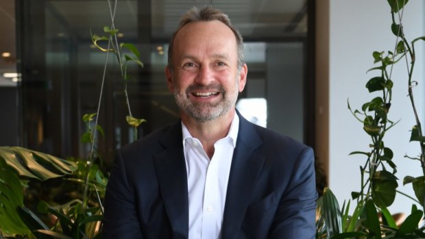 Westpac's Curt Zuber to retire, Jo Dawson takes reins