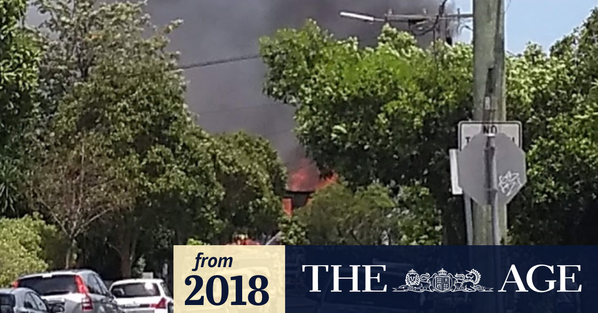 'Actually quite scary': Battle to keep Carnegie house fire contained