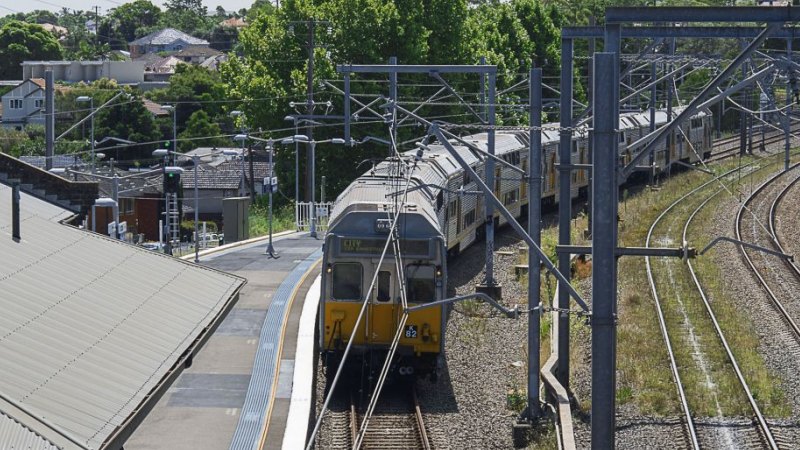 Sydney Trains' trackwork over Christmas to push thousands of commuters ...