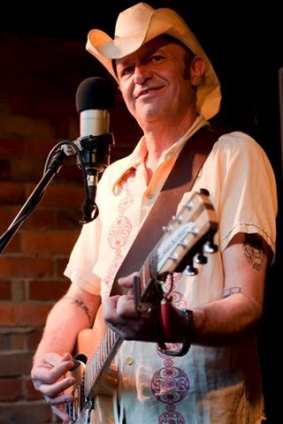 Spencer P. Jones, guitarist and songwriter, dies aged 62