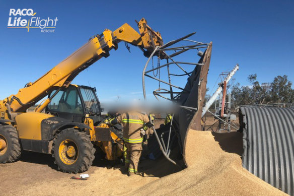 Man crushed by collapsed grain silo in southern Queensland